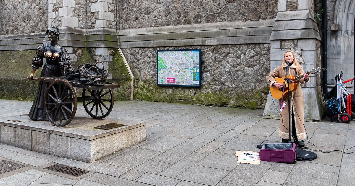 Tourists’ groping of Irish statue prompts ‘Leave Molly mAlone’ campaign