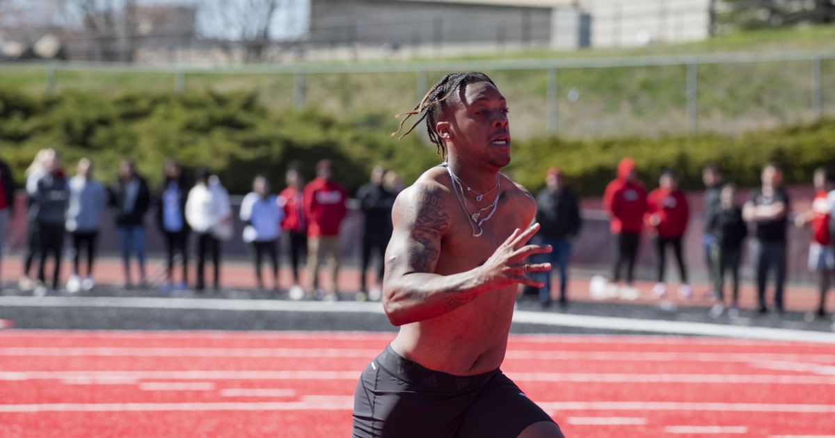 'It's just putting on a show': Eric Barriere shows off arm talent ...