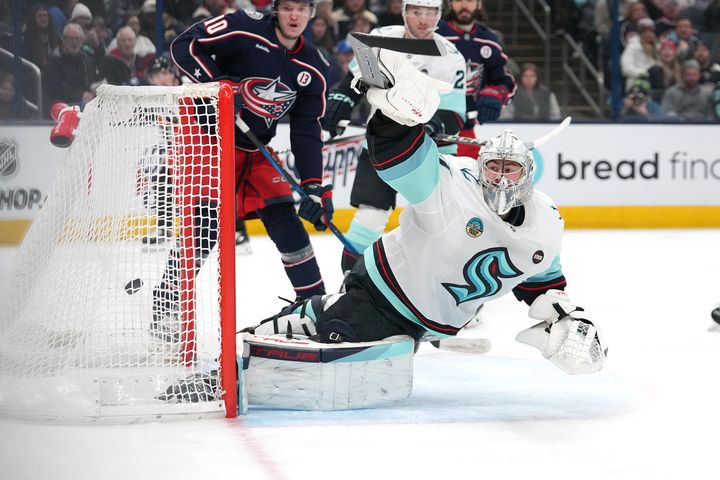 Kraken waive goaltender Philipp Grubauer