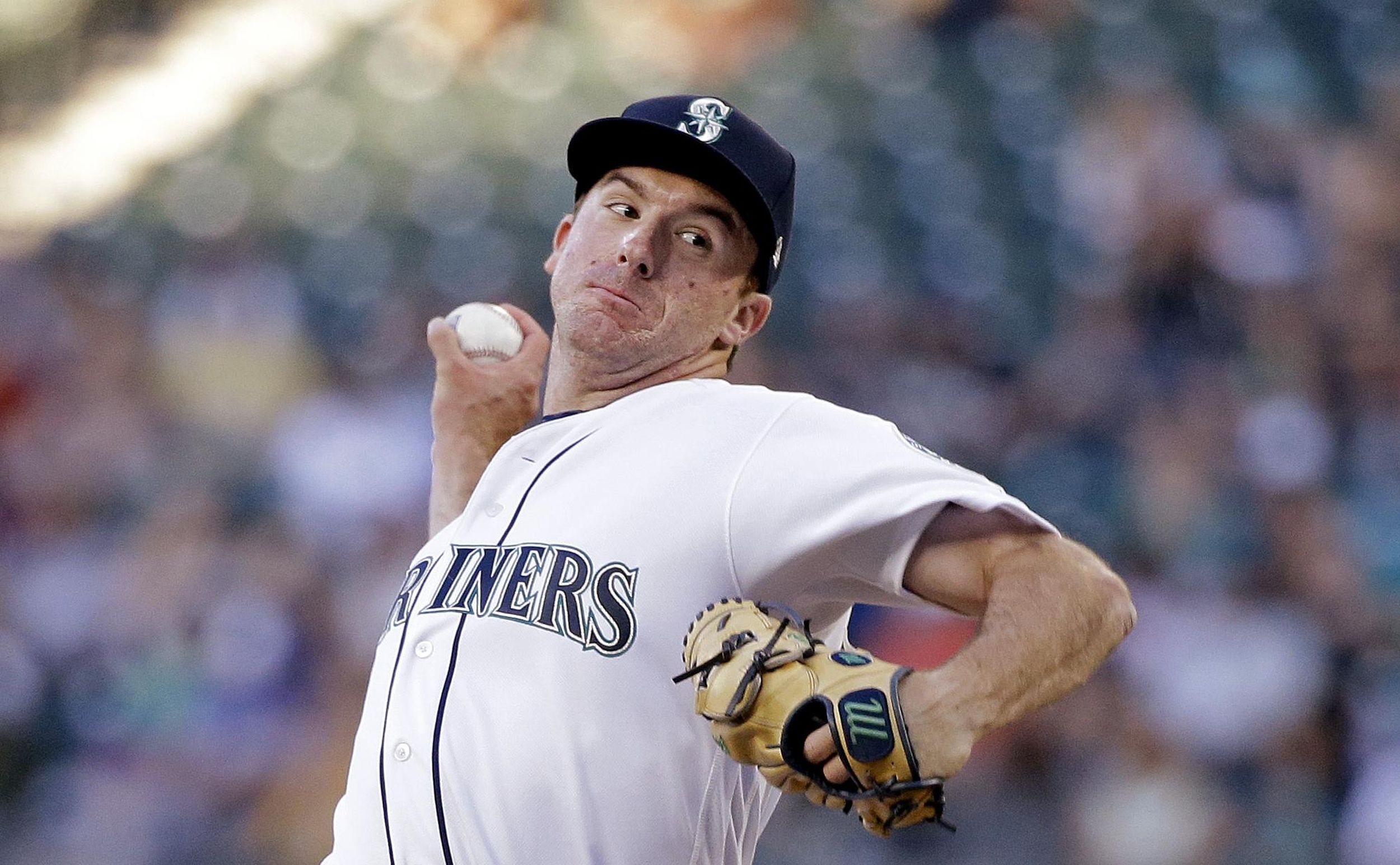 Mariners Noon Number: Andrew Moore produces bigger than the sum of his ...