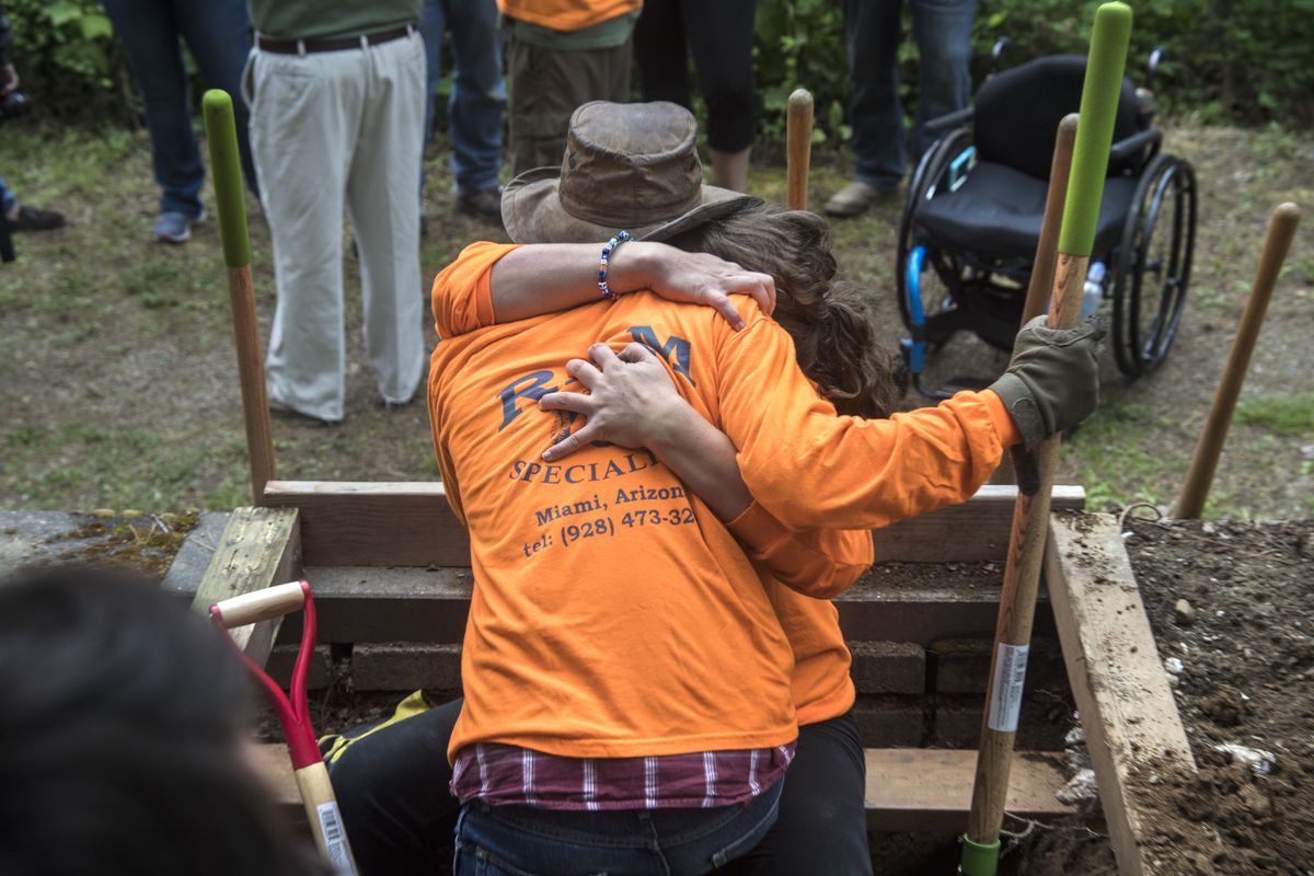 Ken Kannegaard grave digging ceremony - June 10, 2017 | The Spokesman ...
