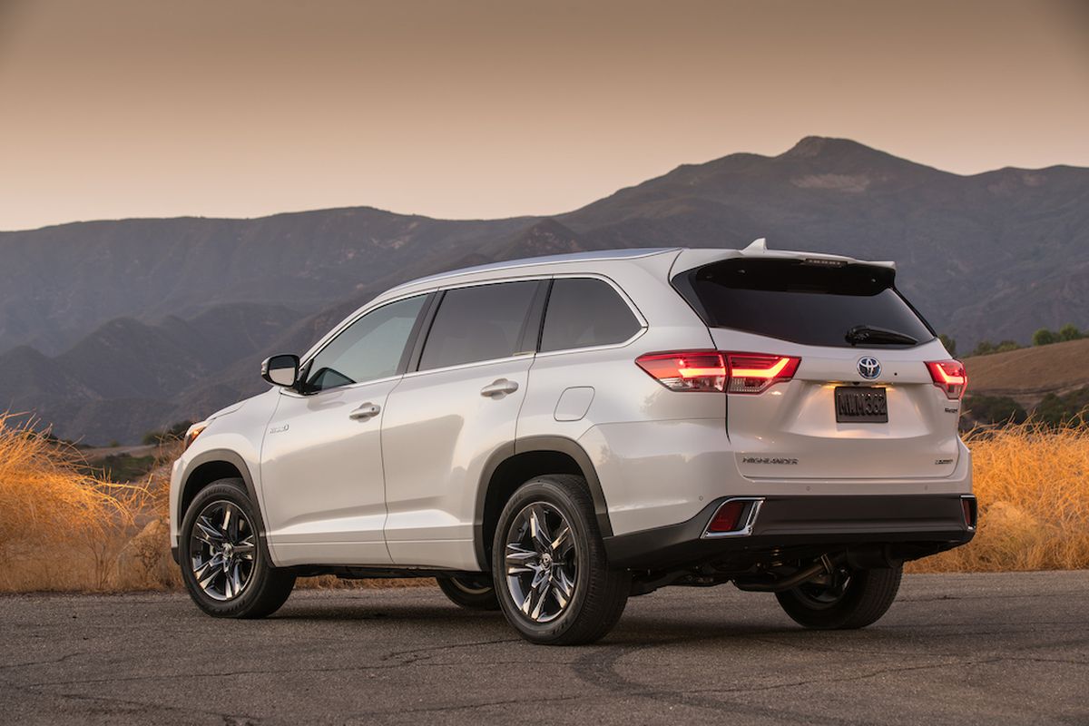 2019 Toyota Highlander makes gains in refinement, tech | The Spokesman ...