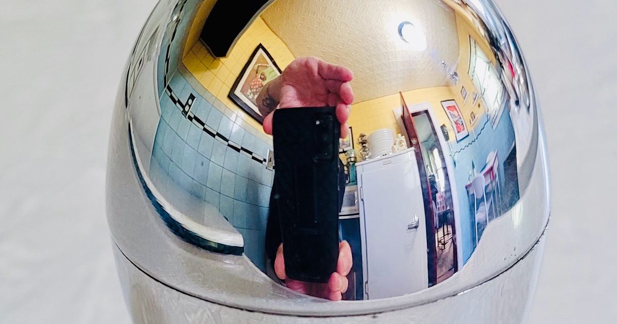 'Please write me,' she scribbled on a random egg in 1951. Someone just did.