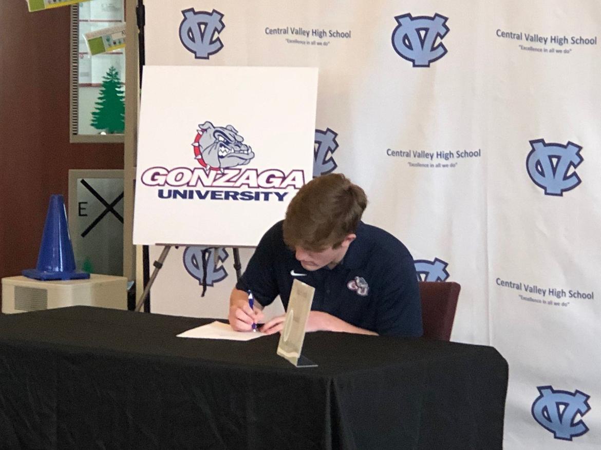 Signing day: Central Valley pitcher Parker Smith stays home, signs with ...