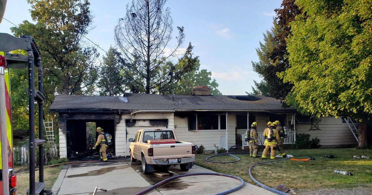 Neighbors help elderly couple escape Spokane Valley house fire | The ...