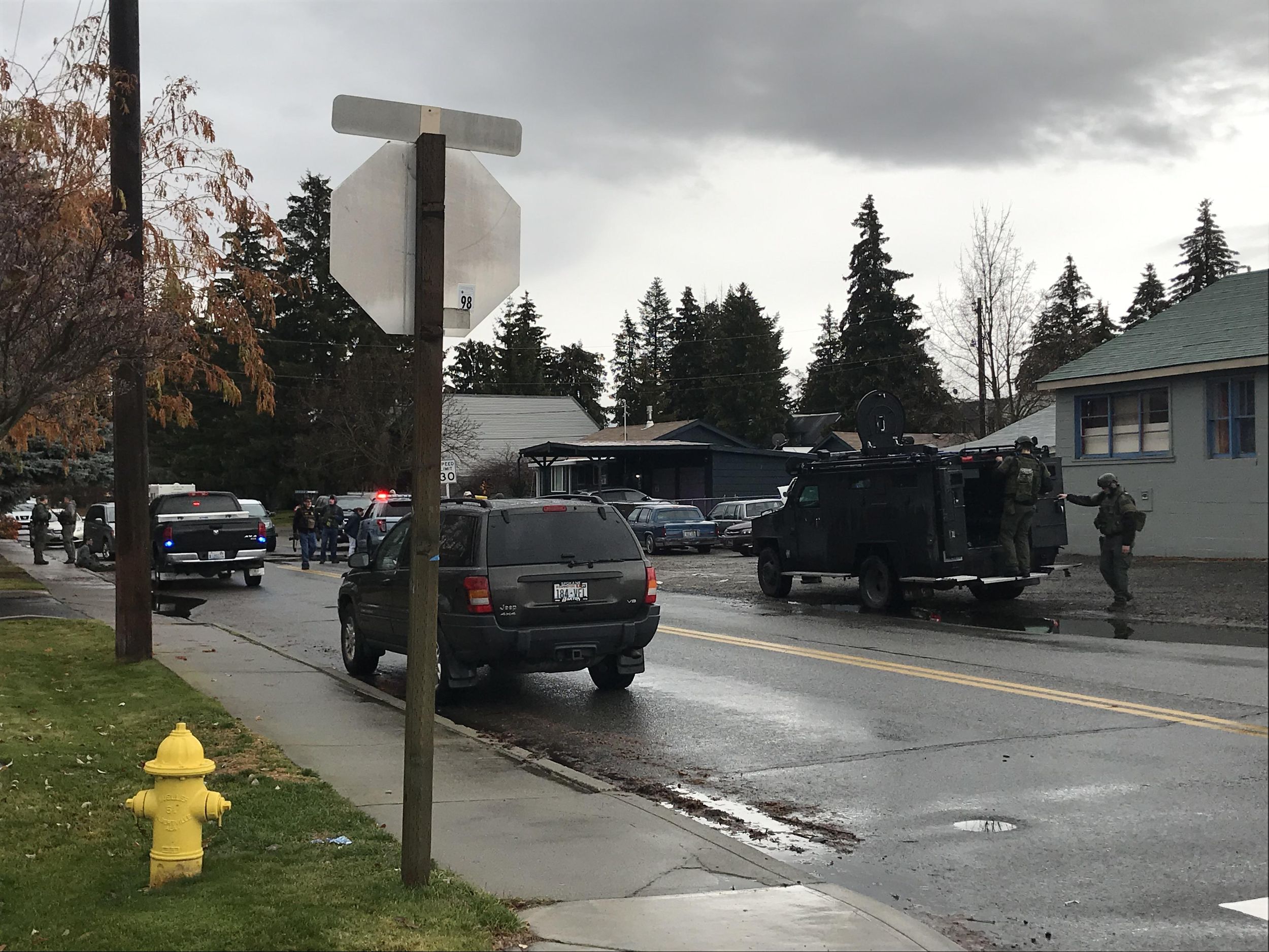 Spokane Valley raid nets 20 people at suspected drug house