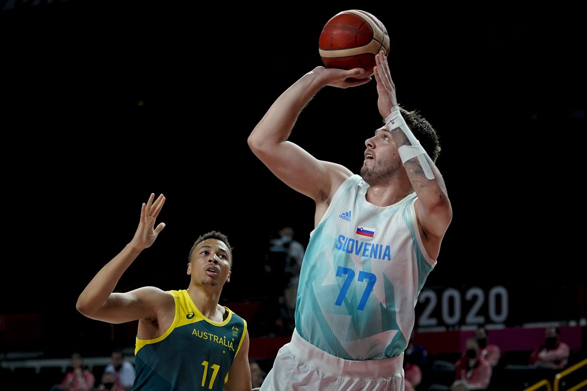 Luka Doncic agrees to Mavs-record $207 million supermax extension