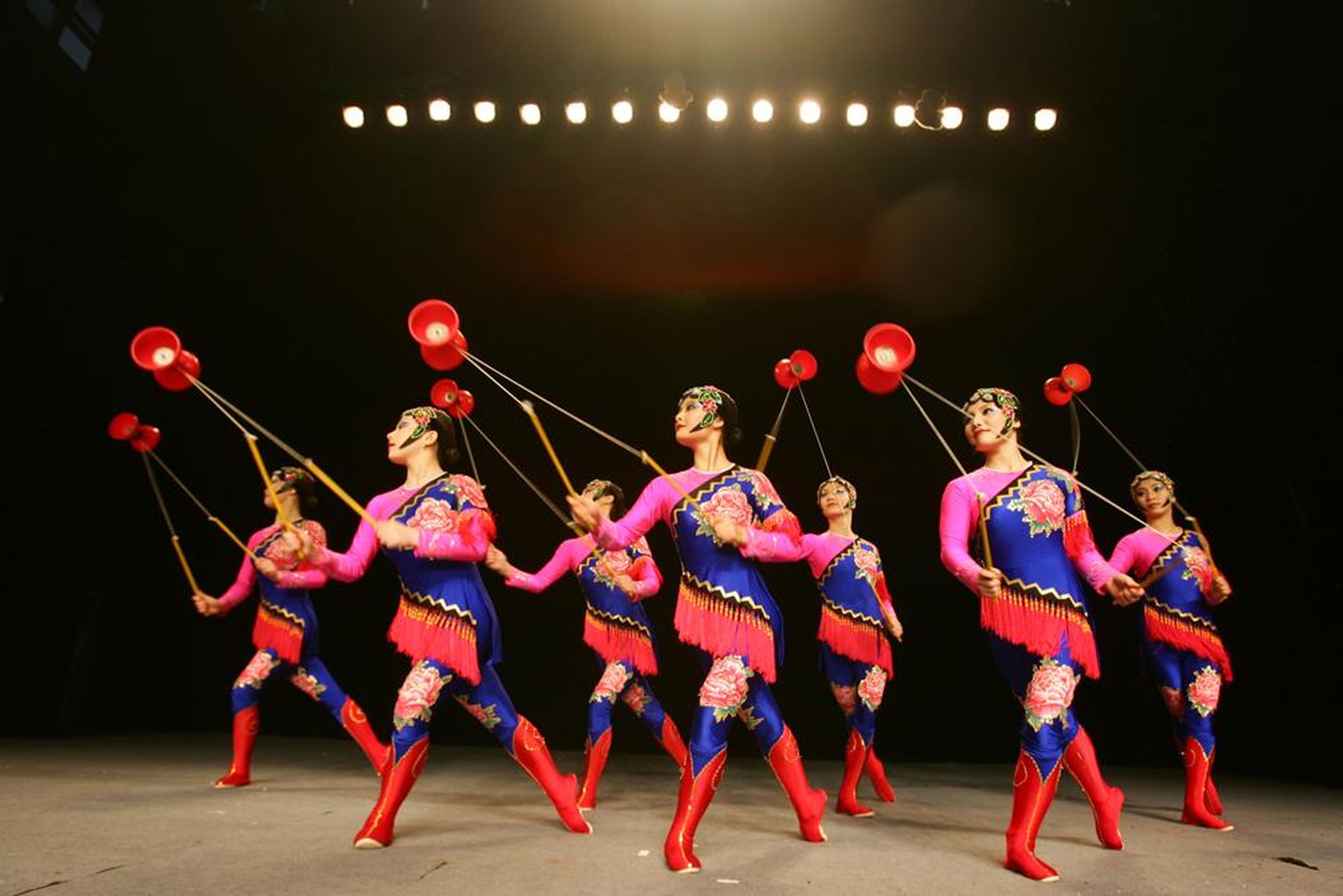 Troupe brings Chinese circus theatrics to INB | The Spokesman-Review