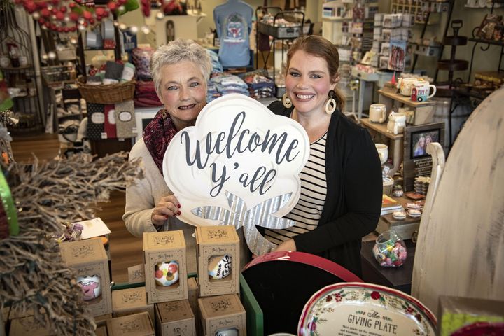 Mom-and-daughter shop brings Southern gifts to Spokane