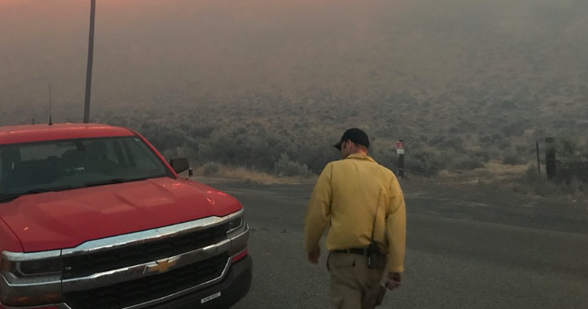 Wildfire burning 70,000 acres closes I-90 near Vantage; Spokane wakes ...