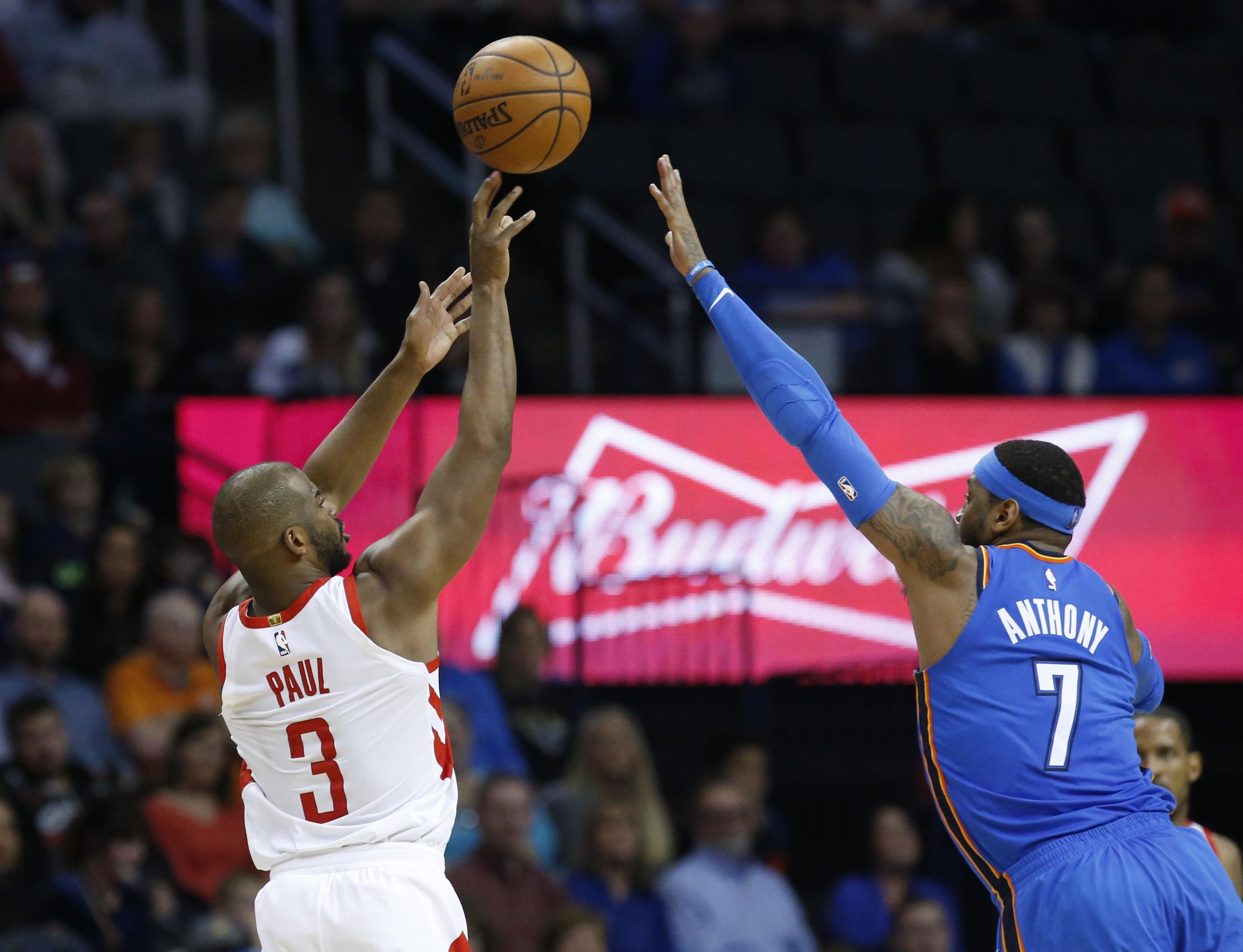 NBA Capsules: Rockets run win streak to 16, beat Thunder 122-112