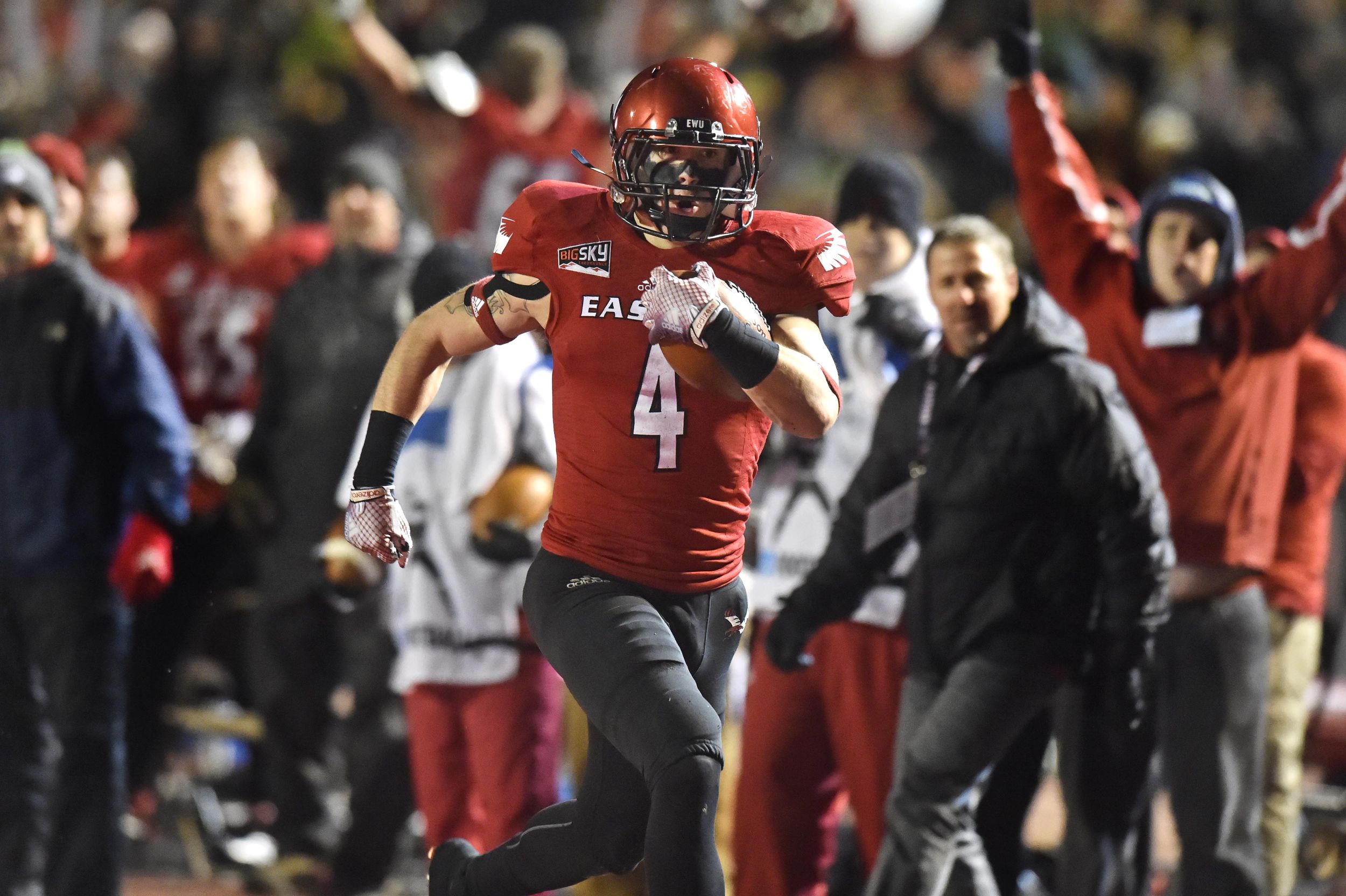 EWU football: Todd Raynes stands out wherever he’s inserted | The ...