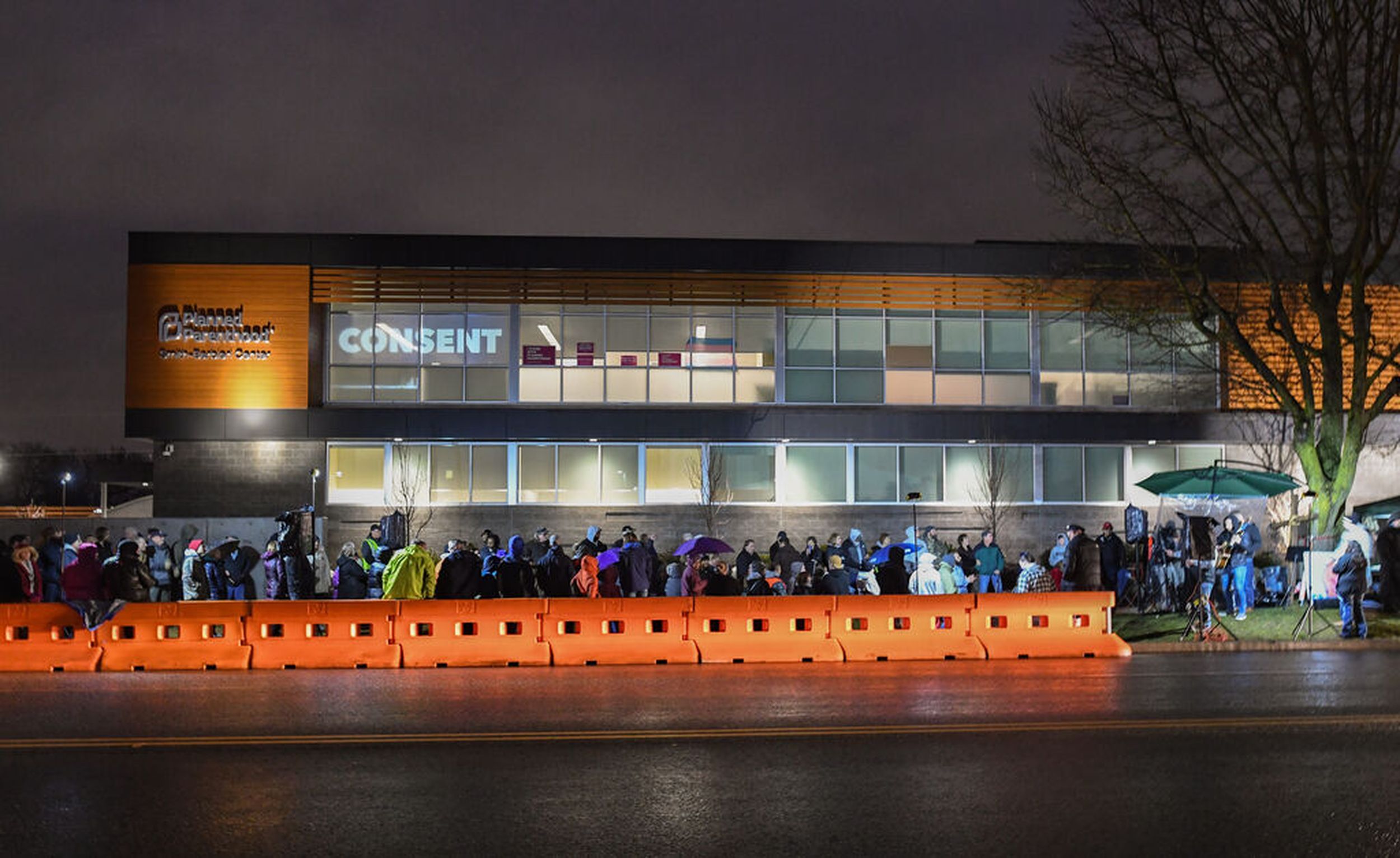 Spokane judge weighs arguments in Planned Parenthood legal battle