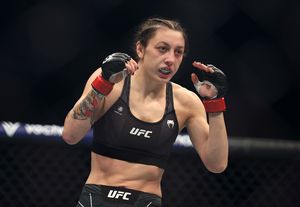 Spokane fighter Juliana Miller scores unanimous win over Ivana Petrovic ...