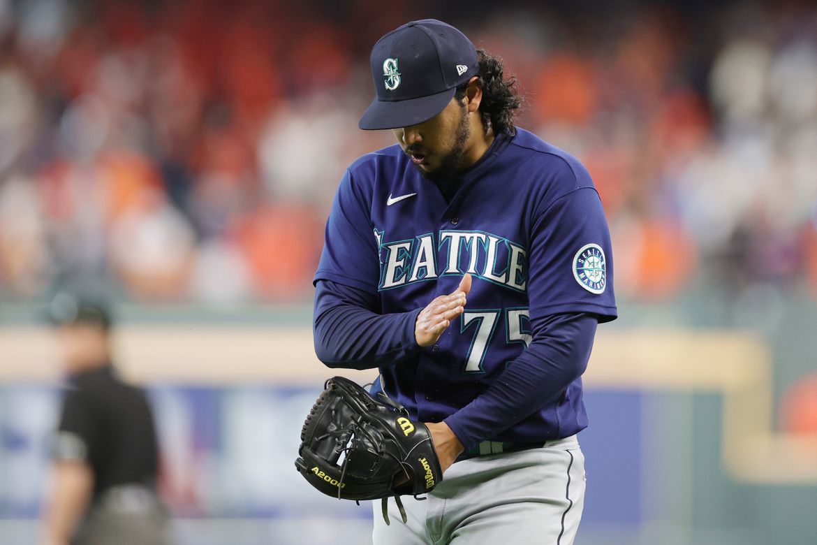 For Andres Munoz, timing is everything as he settles into Mariners’ de ...