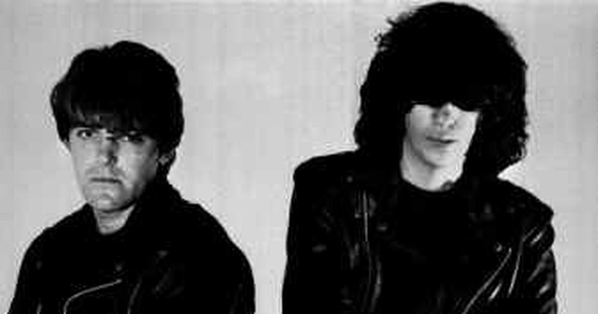 Influential punk rocker Johnny Ramone dies at 55