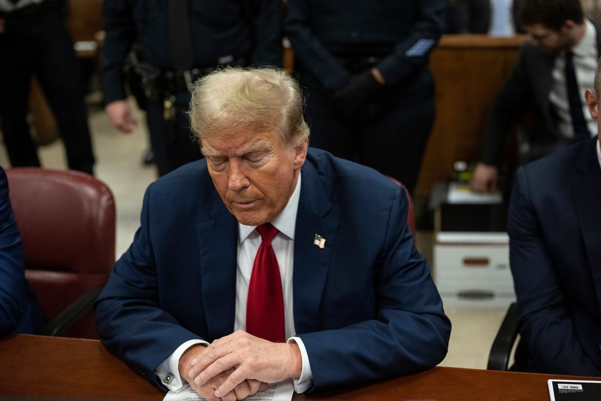 Cohen, Trump's lawyer match wits in crucial cross-examination