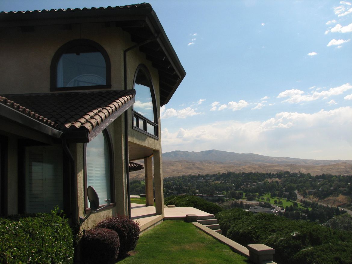 Idaho to give costly mansion back to J.R. Simplot family | The ...