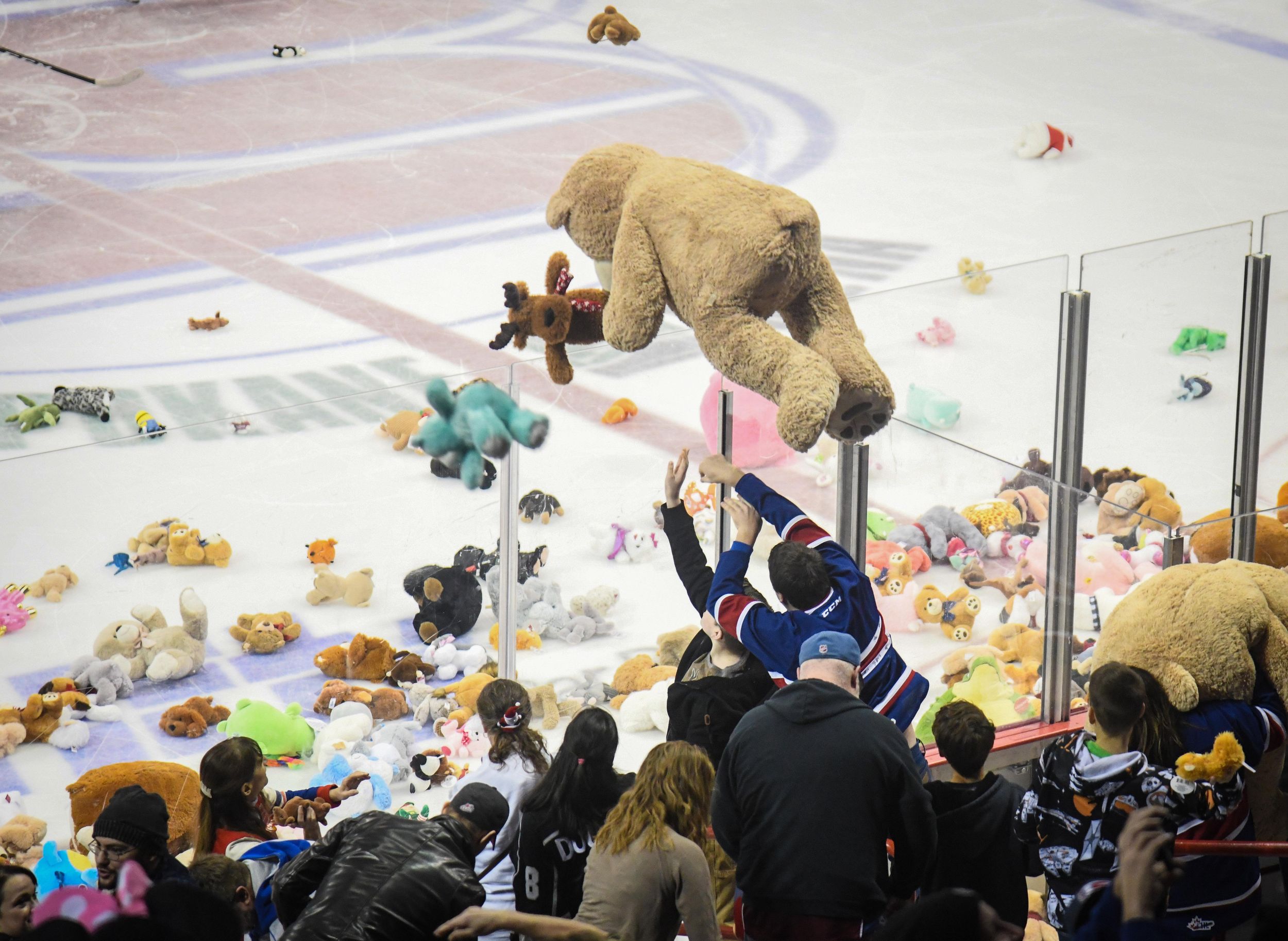 Teddy Bear toss - Dec. 7, 2019 | The Spokesman-Review
