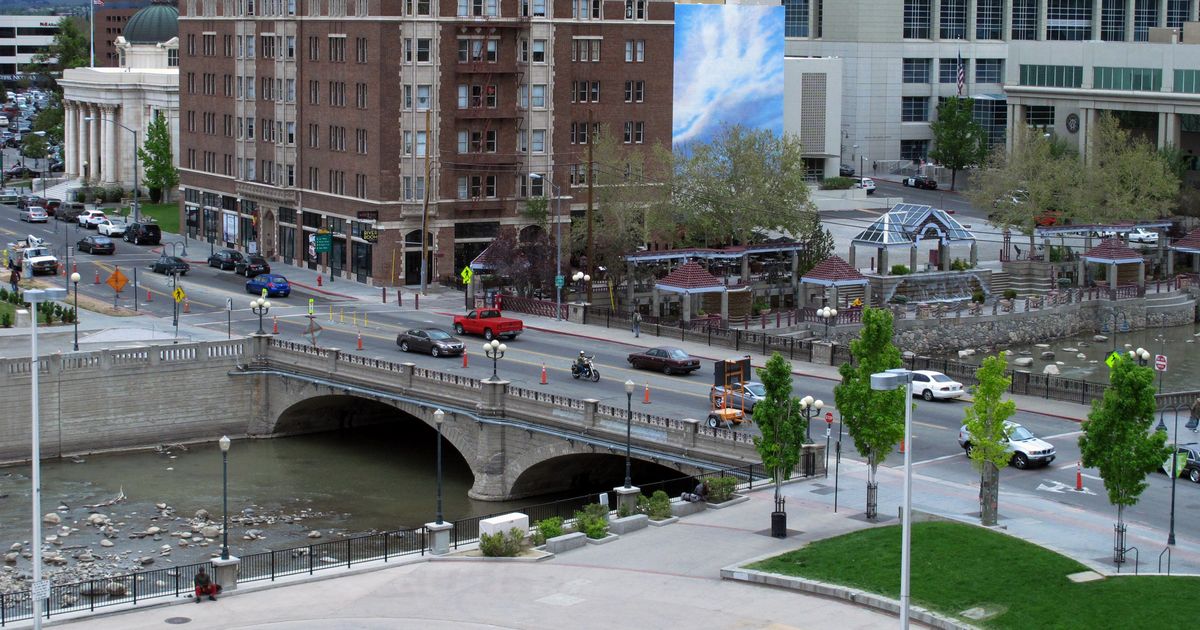 Reno says goodbye to ‘Wedding Ring Bridge’