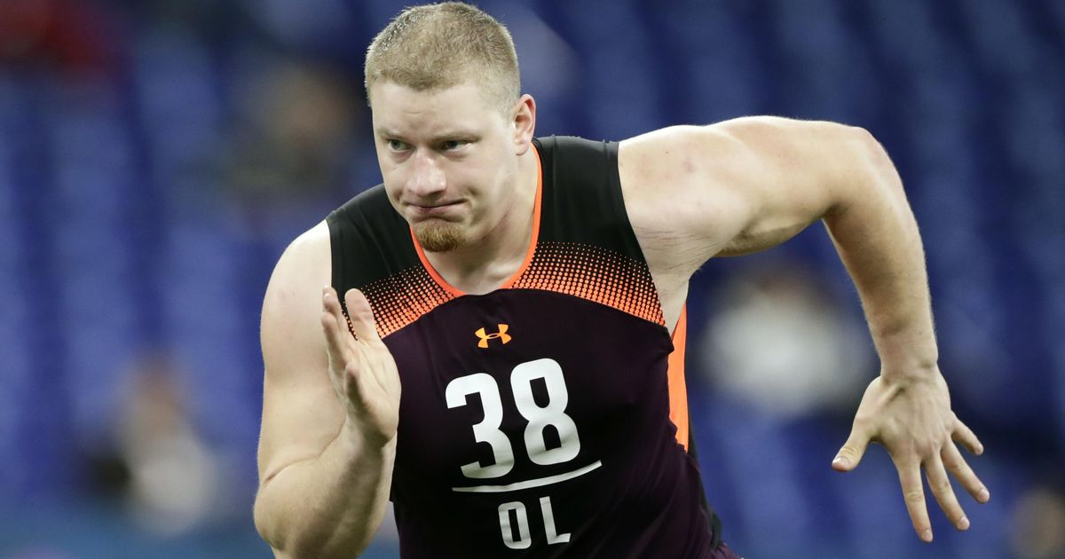 Atlanta Falcons trade up to make Kaleb McGary the Huskies’ lone first ...