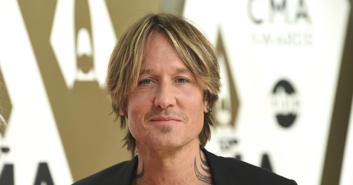 Around the Remote: Keith Urban and Mickey Guyton host CMAs from Nashville